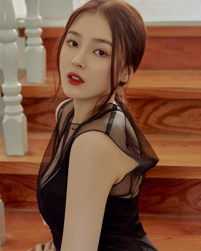 Nancy Momoland lộ clip bị quay lén khi thay đồ & lộ ảnh vếu căng sữa